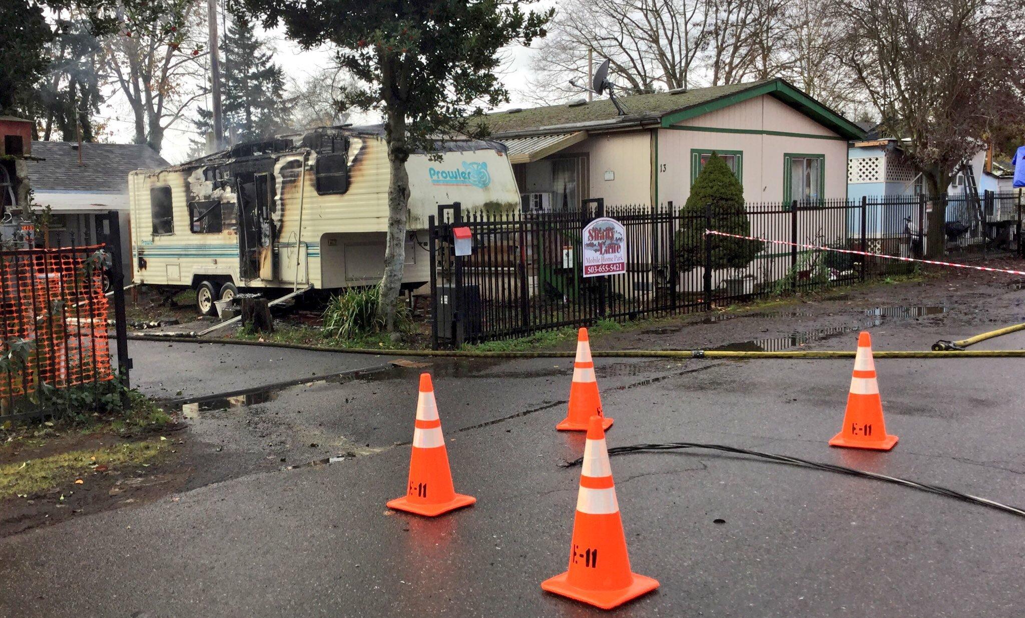 Portland Fire & Rescue Responds to Occupied Trailer Fire in SE Portland ...